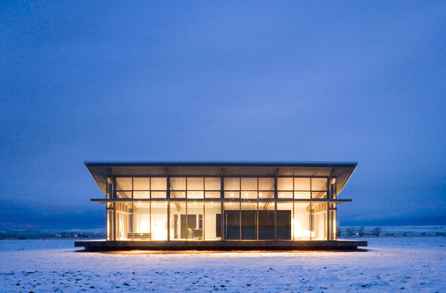 Glass Farmhouse by Olson Kundig Architects | Wowow Home Magazine