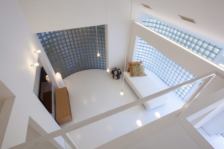 Split Box House by DiG Architects | Wowow Home Magazine