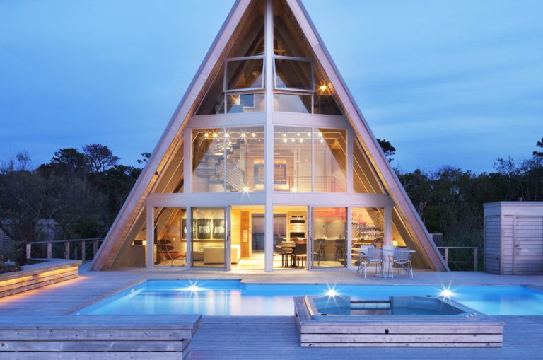 Small River House by Remorker Architects | Wowow Home Magazine