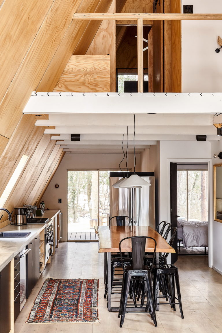 Renovated A-Frame Cabin | Cosy Guest Lodge | Wowow Home Magazine