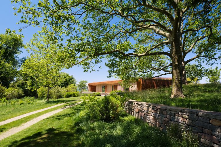 Peconic House by Mapos Studio | Wowow Home Magazine