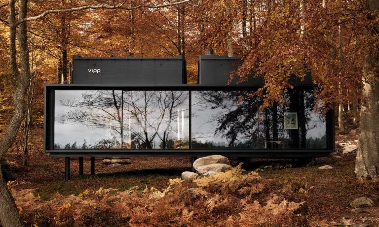 Vipp Shelter | Hotel in a Woodland Cabin by the Lake | Wowow Home Magazine