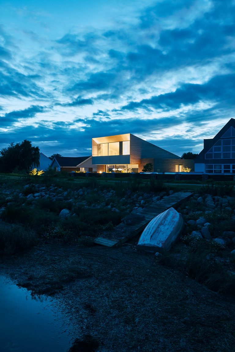 Dragor House | Beach Villa by Studio David Thulstrup | Wowow, Home!