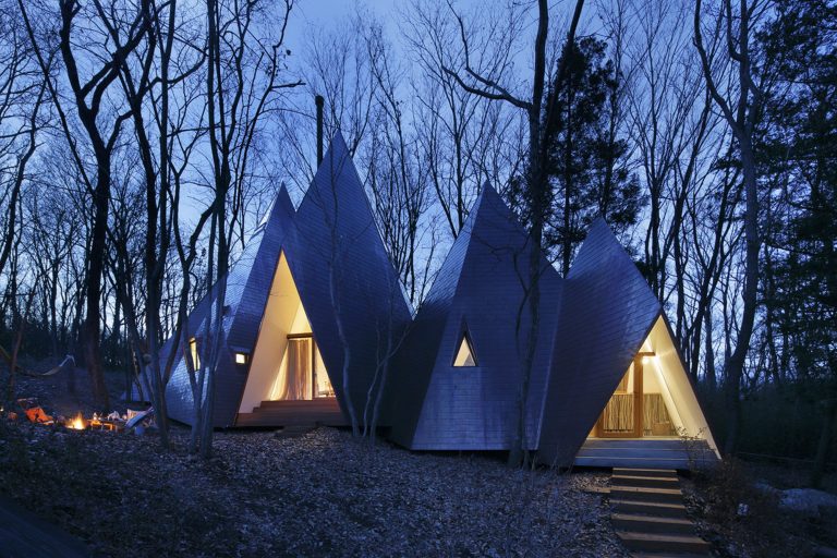 Mountain-Style A-Frame Cabin by Todd Gordon Mather Architect | Wowow ...