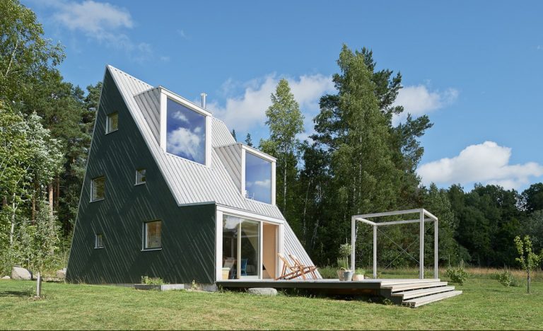 Mountain-Style A-Frame Cabin by Todd Gordon Mather Architect | Wowow ...