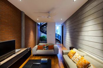 Jalan Remis | The Railway House by Aamer Architects | Wowow, Home!