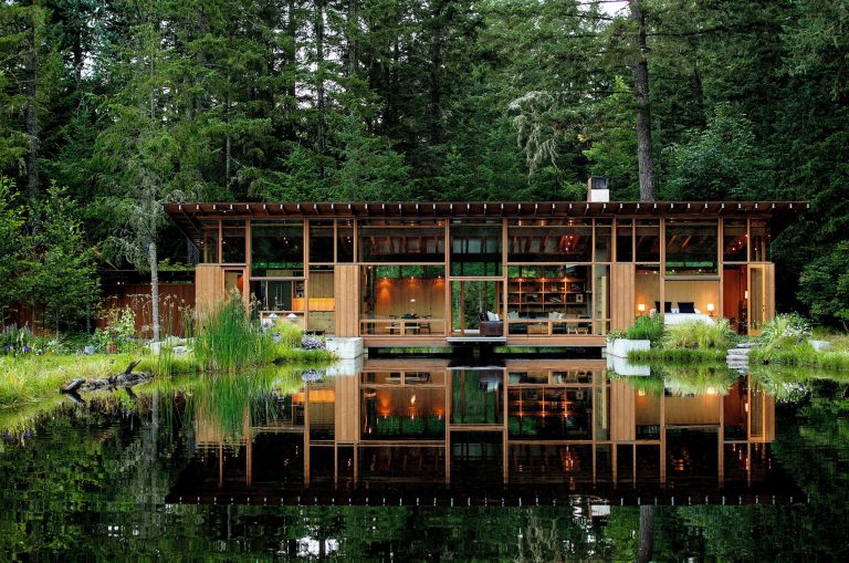 Modern House by Weiss Architecture & Urbanism Limited