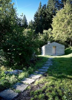 Refugi Lieptgas by Georg Nickisch and Selina Walder | Wowow, Home!