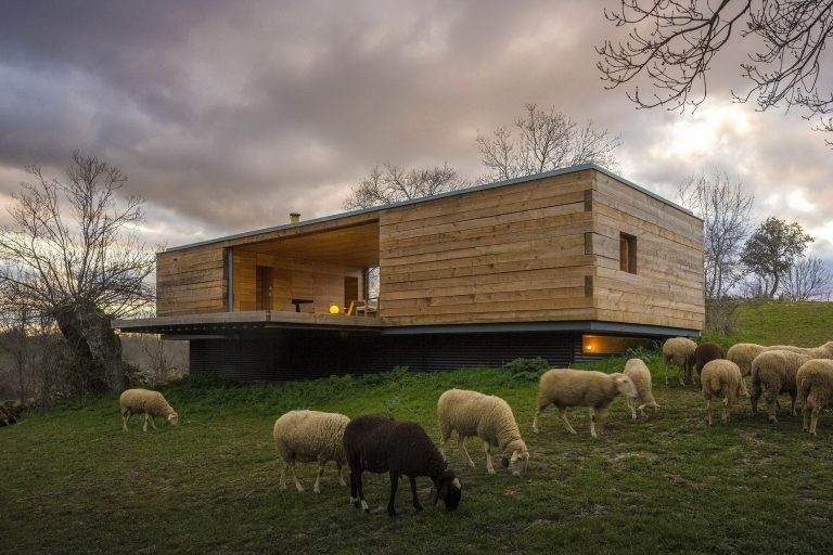 Deluxe Mountain Chalets by Viereck Architects | Wowow Home Magazine
