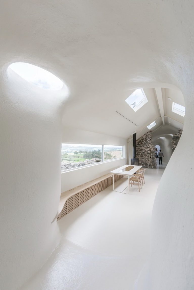 The Ruins Studio by Lily Jencks + Nathanael Dorent | Wowow Home Magazine