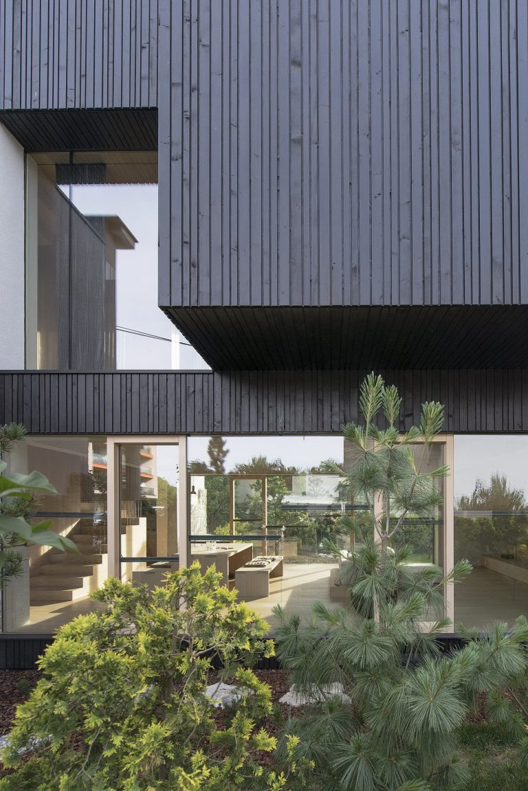 Shoebox House by OFIS Architects | Wowow Home Magazine