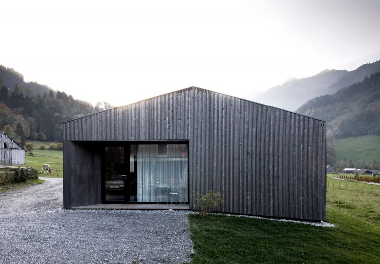 Prefabricated Tiny House by Avava Systems | Wowow Home Magazine