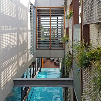 Living Screen House by CplusC Architectural Workshop | Wowow Home Magazine