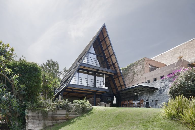10 Stunning A-Frame Houses We Love | Wowow Home Magazine
