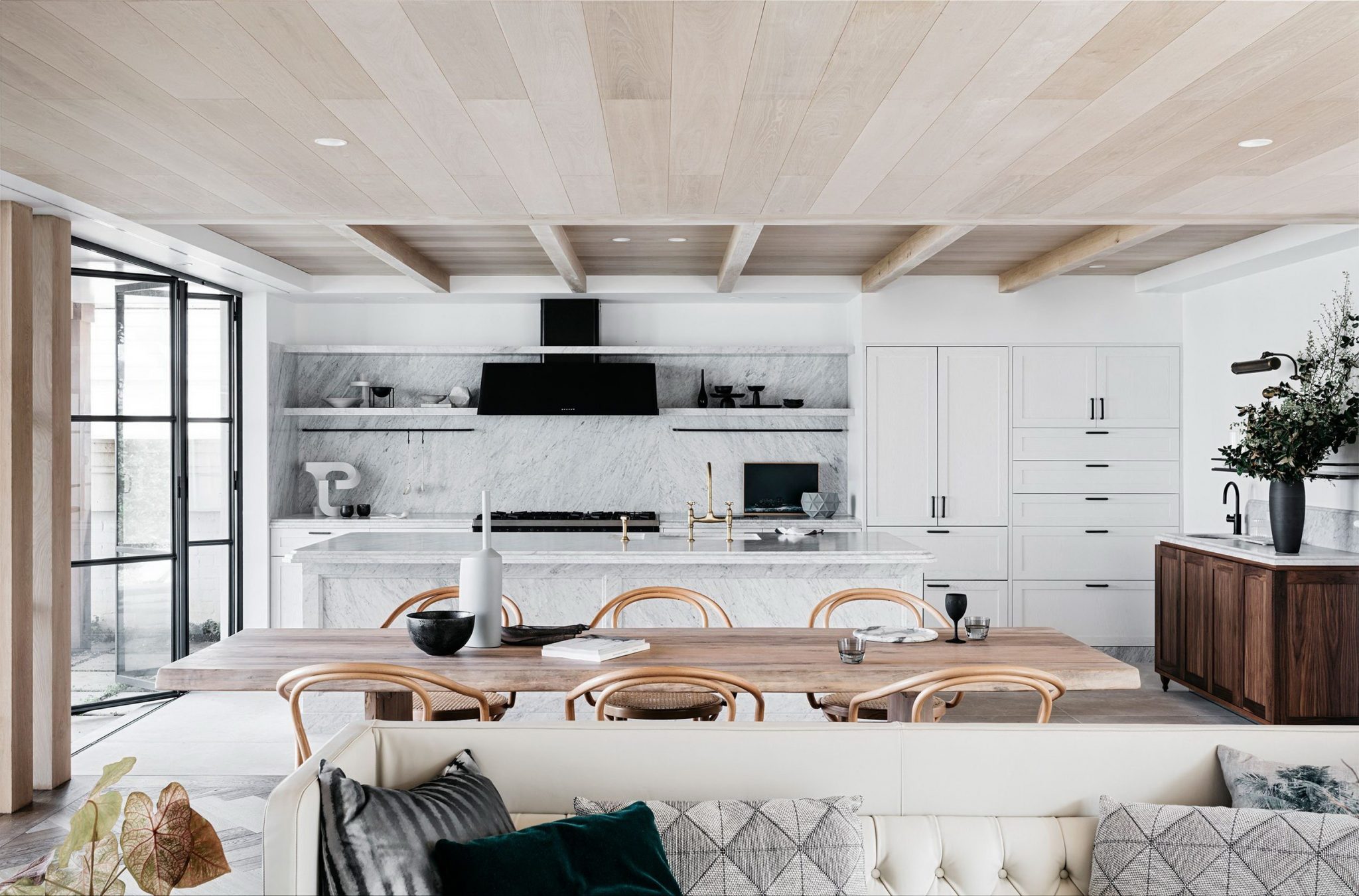 Palm Beach House by Alexander &CO. | Wowow Home Magazine