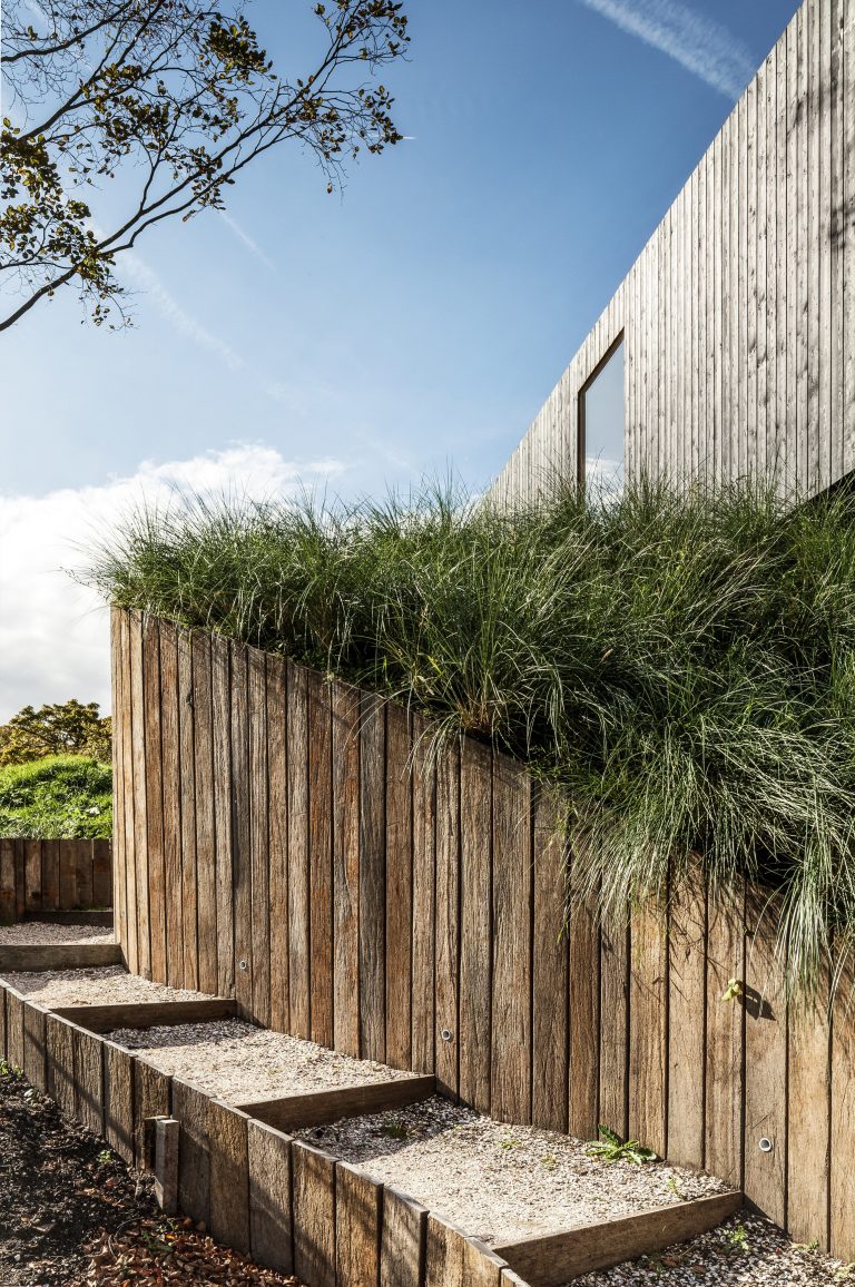 Villa V by Paul de Ruiter Architects | Wowow Home Magazine