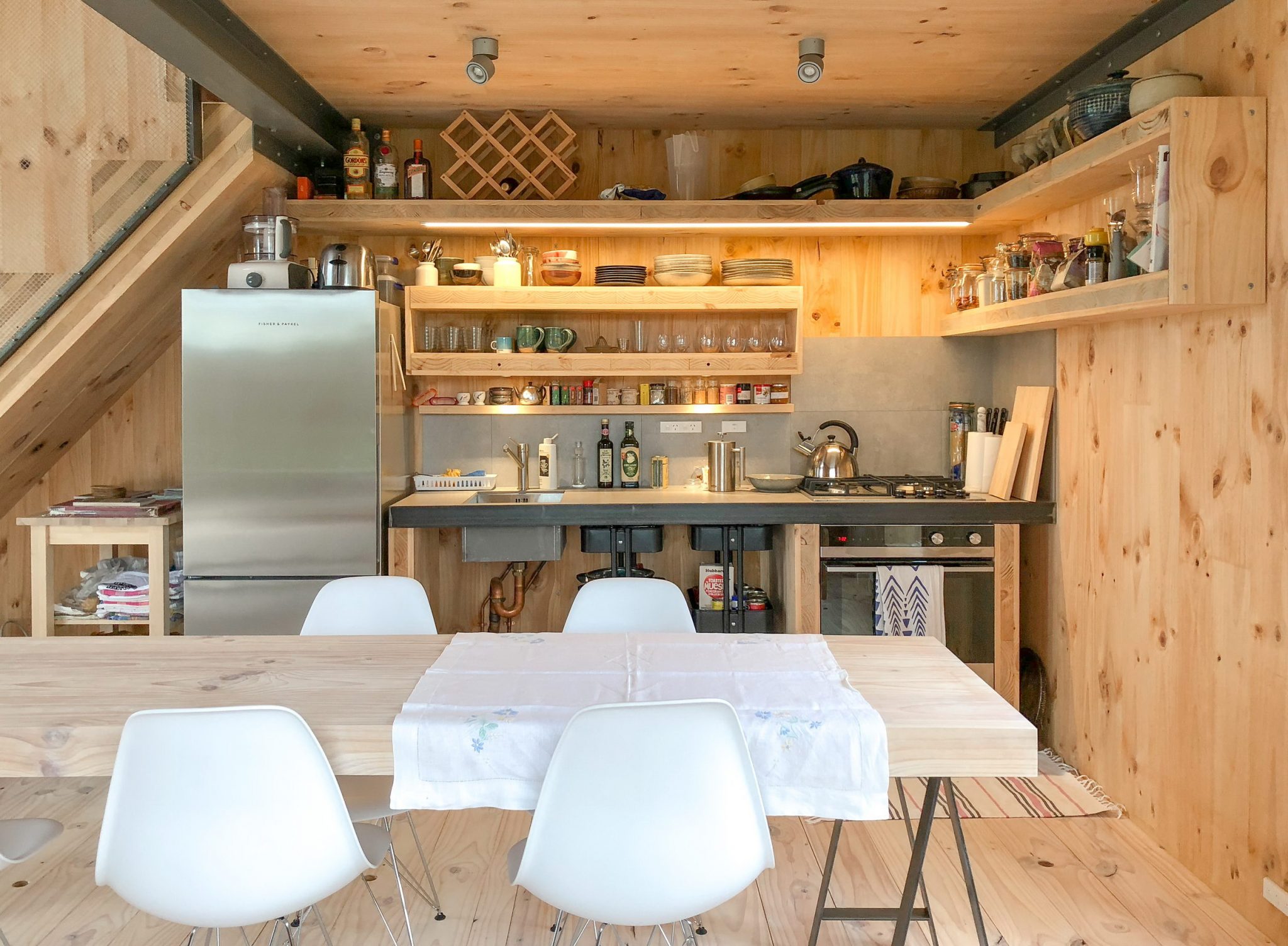 AB Studio Cabin by Copeland Associates Architects | Wowow Home Magazine