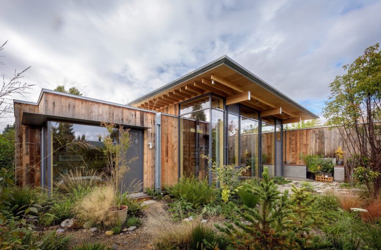 Deluxe Mountain Chalets by Viereck Architects | Wowow Home Magazine