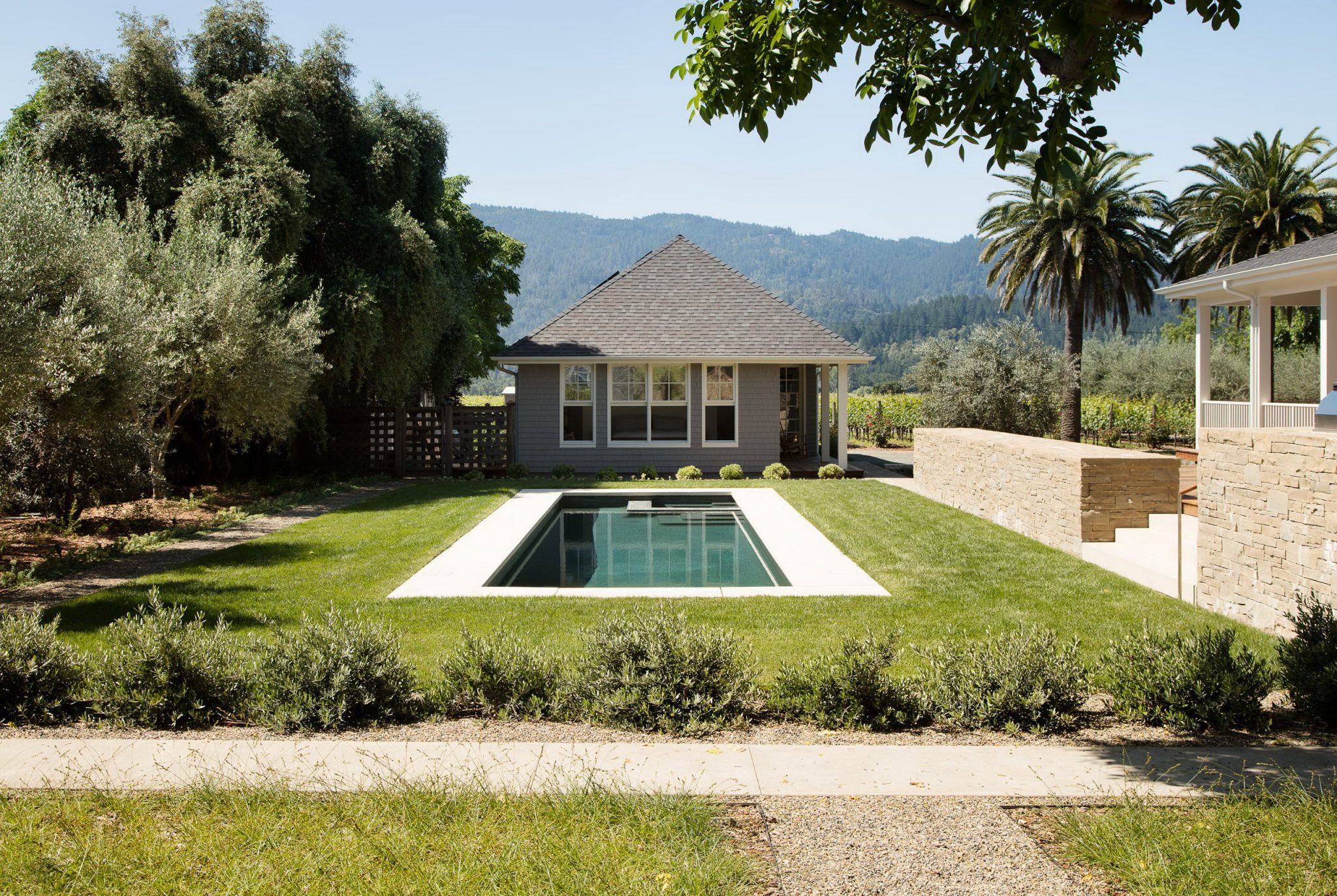 Wine Country Farmhouse by Bohlin Cywinski Jackson | Wowow Home Magazine