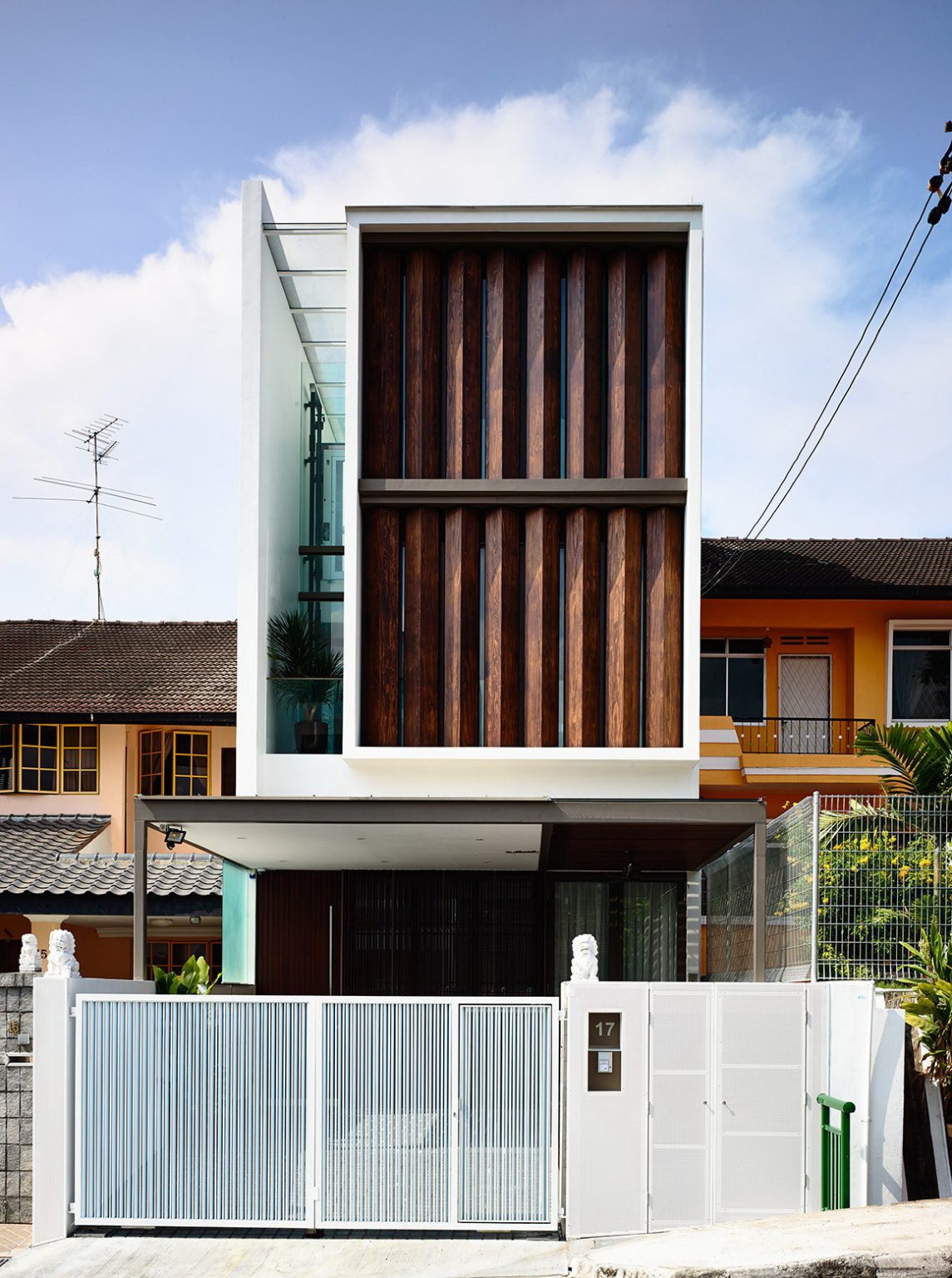 To Catch A Breeze by HYLA Architects | Wowow Home Magazine