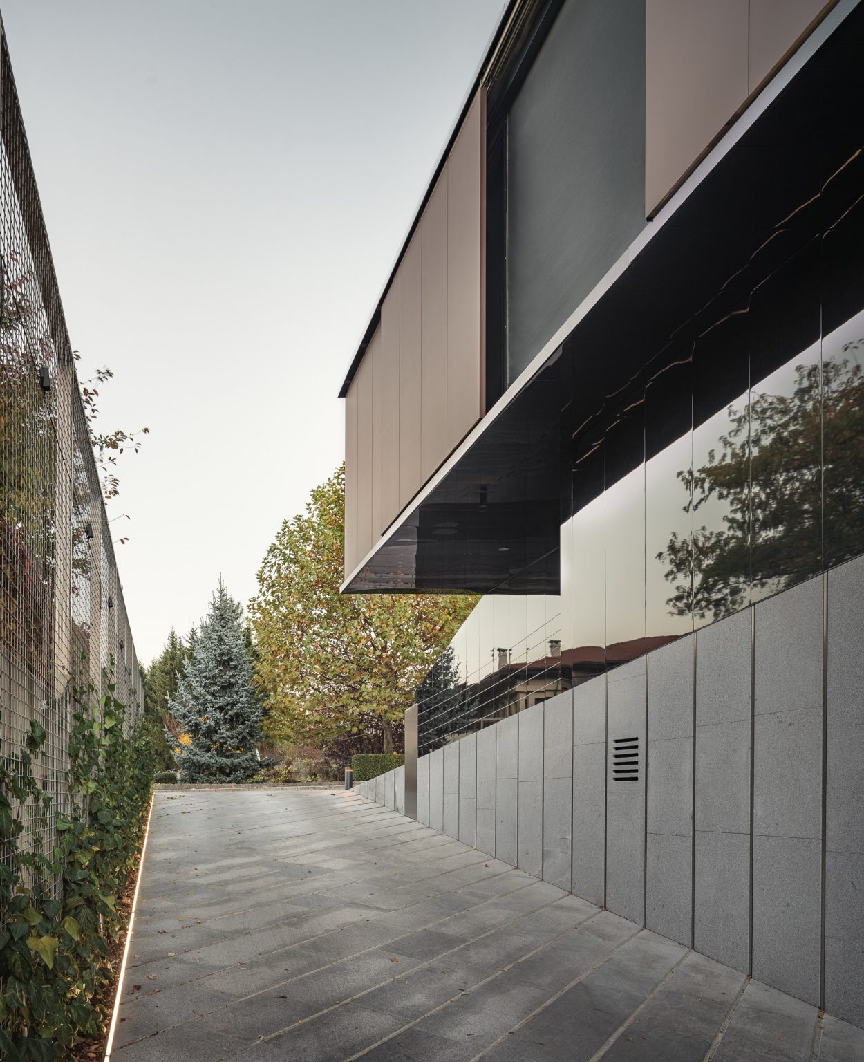 Eclipse House by I/O Architects | Wowow Home Magazine