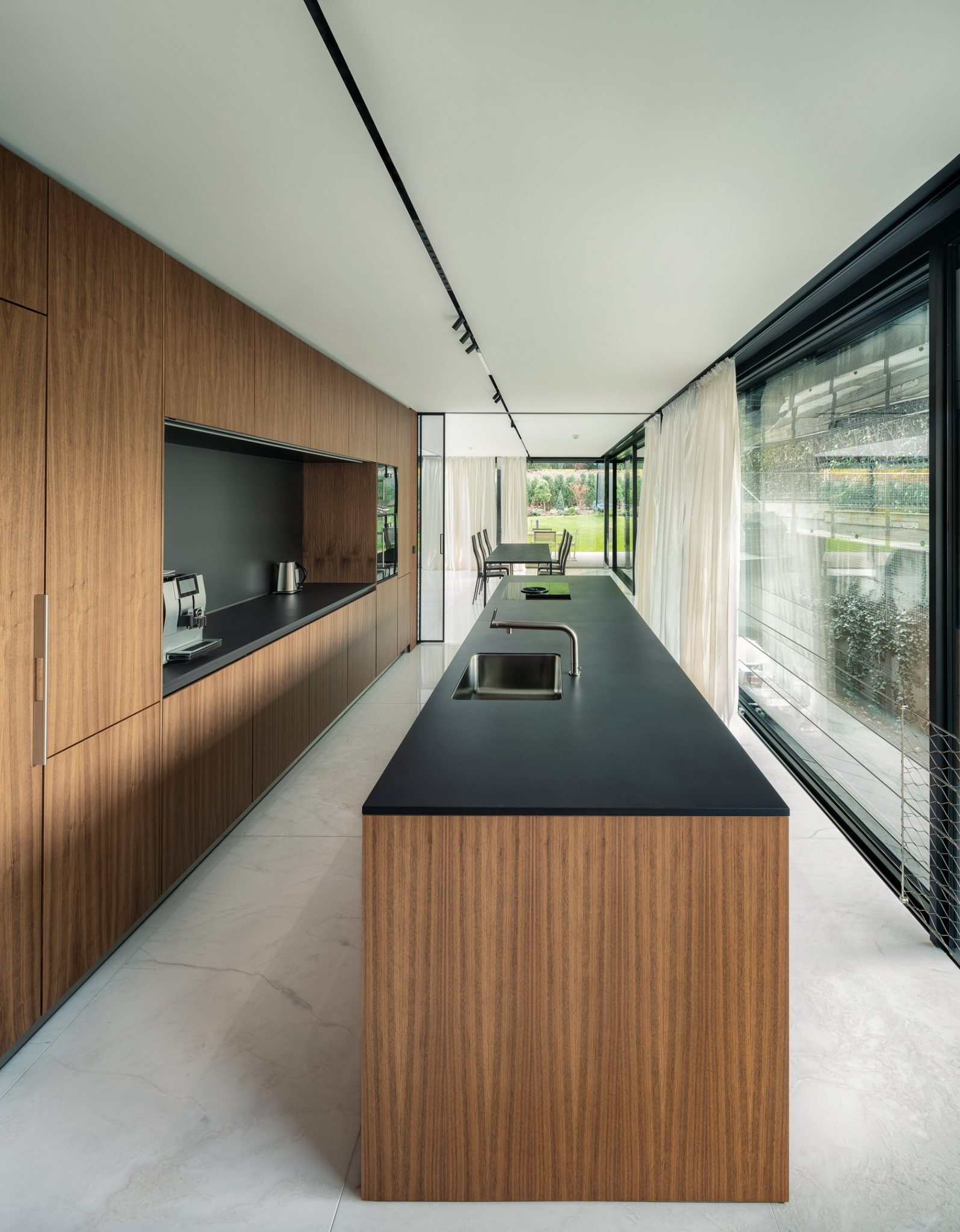 Eclipse House by I/O Architects | Wowow Home Magazine