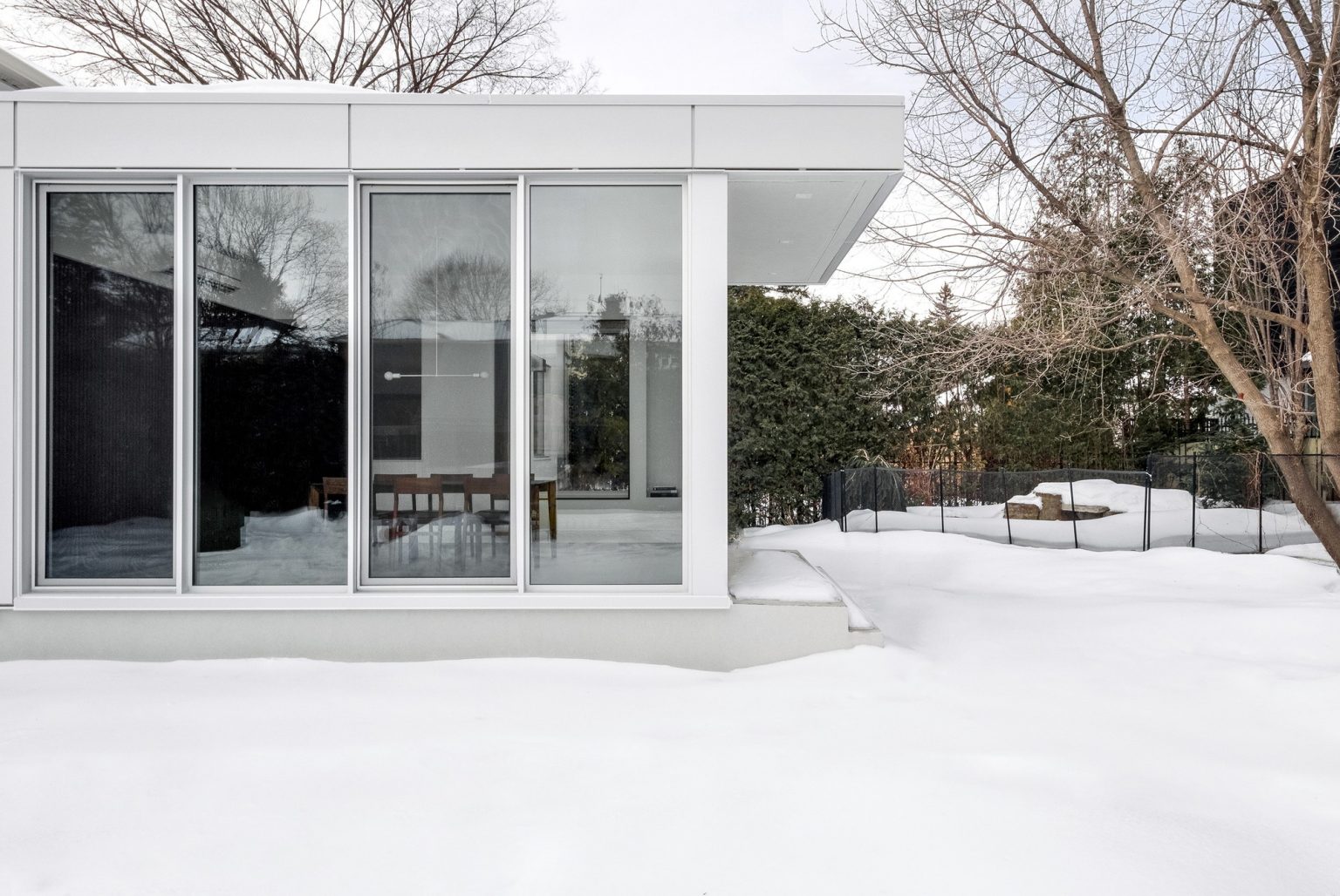 Long Studio by 30X40 Design Workshop | Wowow Home Magazine