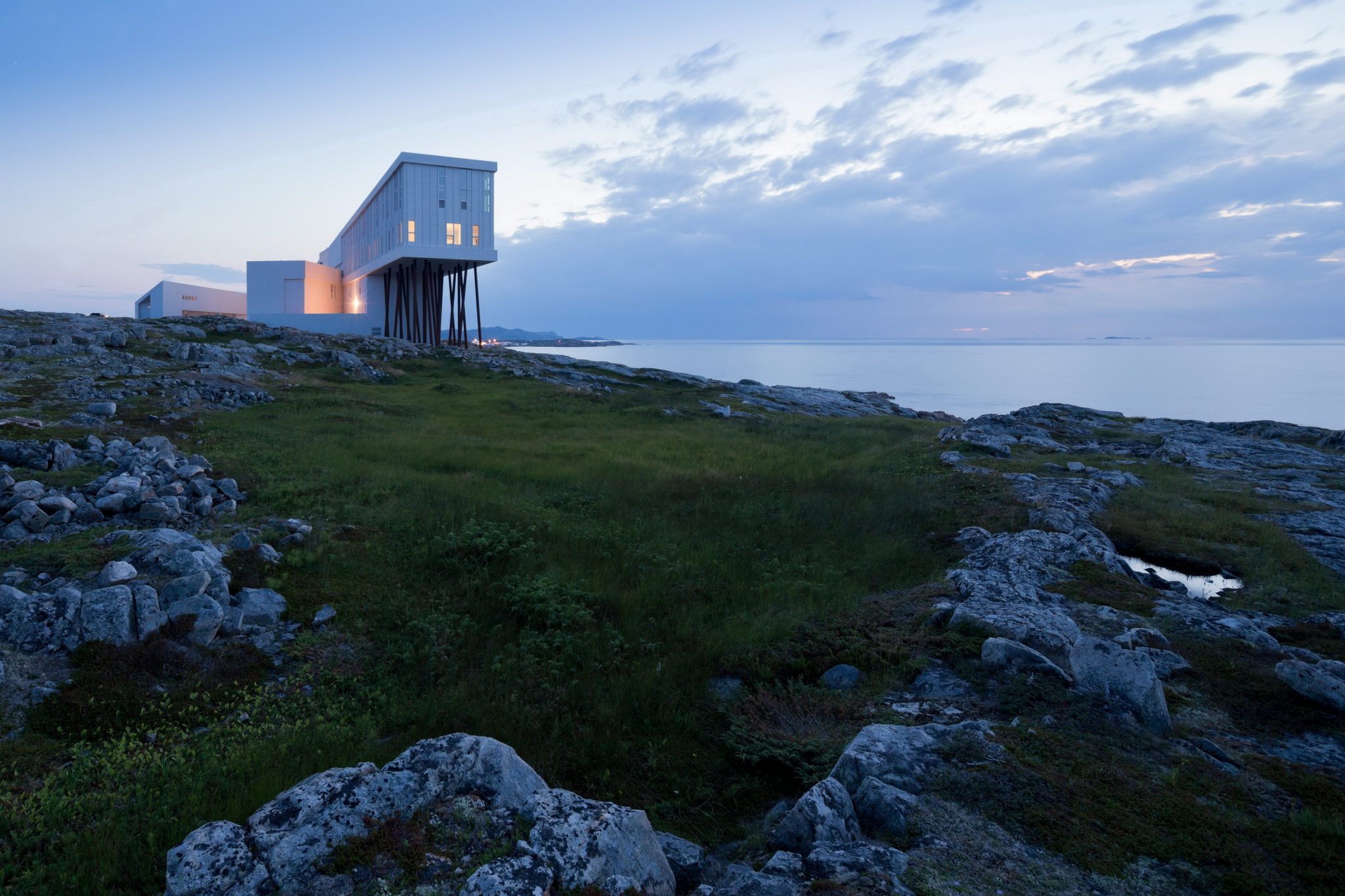 fogo-island-inn-by-saunders-architecture-26 | Wowow Home Magazine