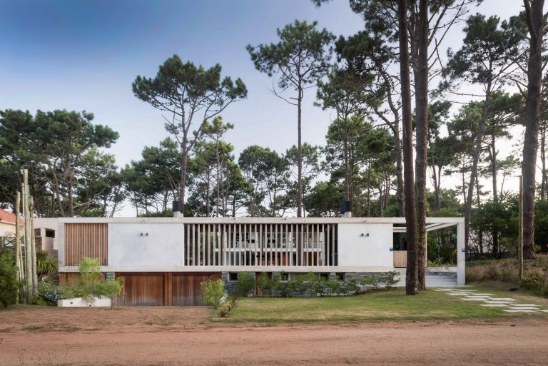 LRC House by BDB Arquitectos | Wowow Home Magazine