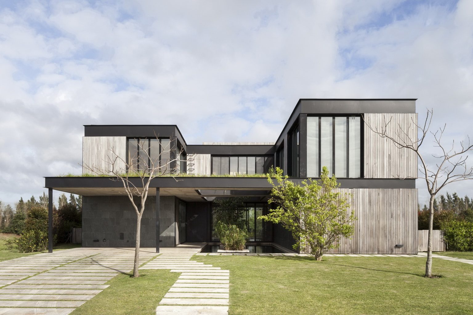 Family House by Coy Yiontis Architects | Wowow Home Magazine