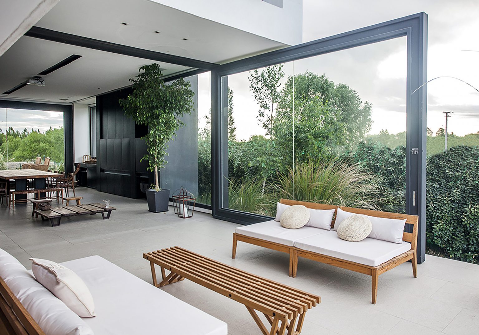 Casa Rampa by Andres Remy Arquitectos | Wowow Home Magazine