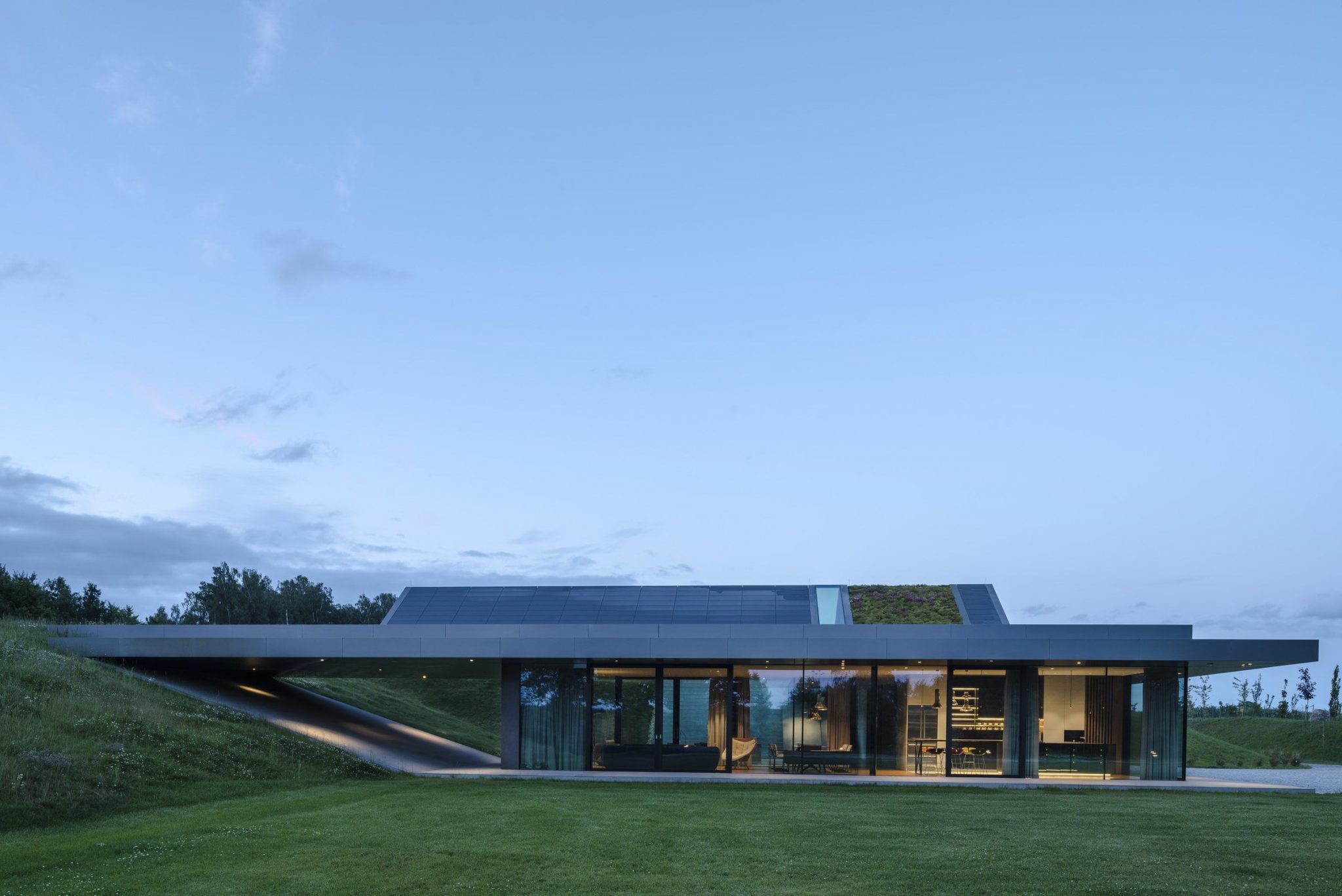 Green Line House by Mobius Architects | Wowow Home Magazine