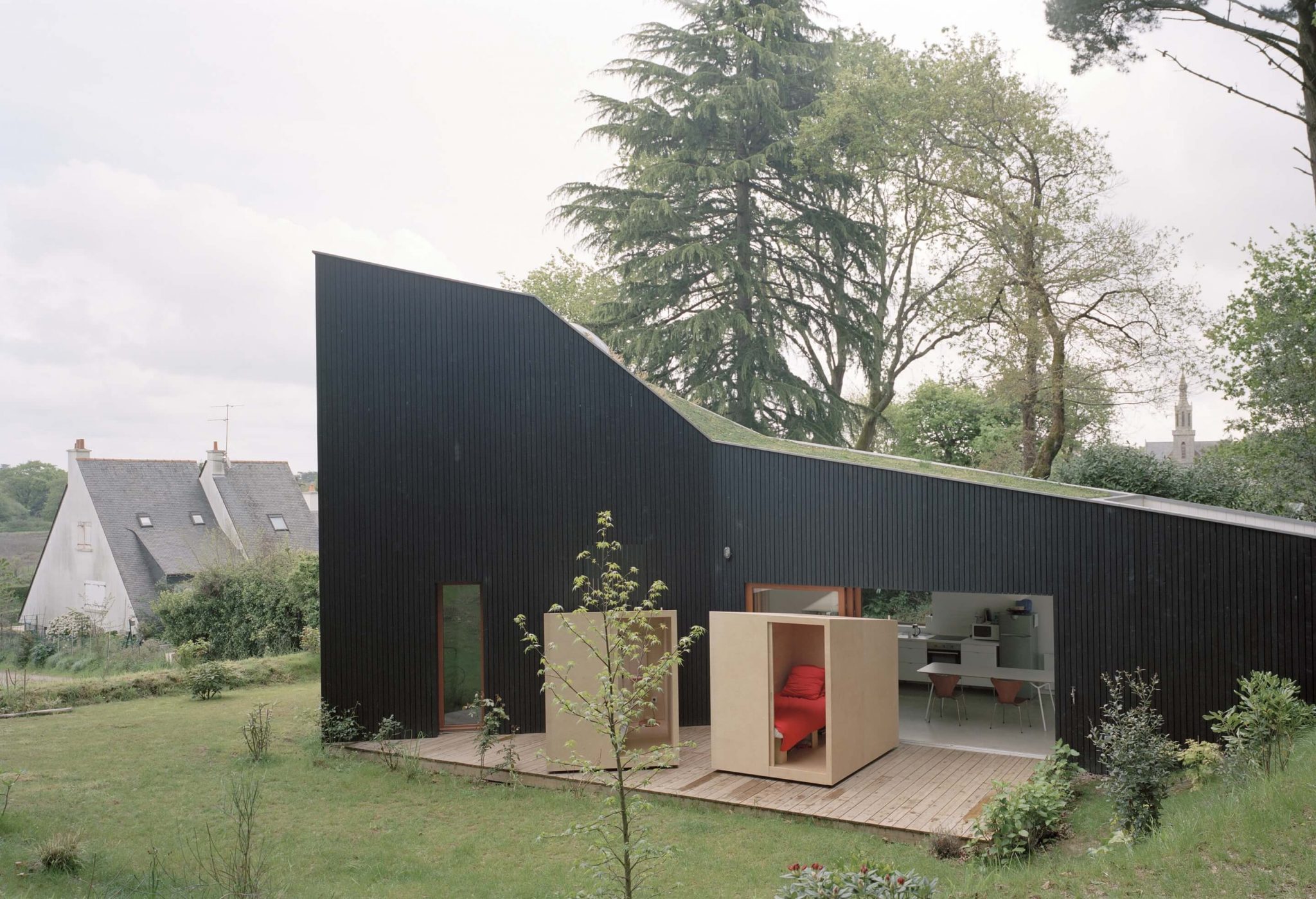 Holiday Home in France by Raum Architects | Wowow Home Magazine