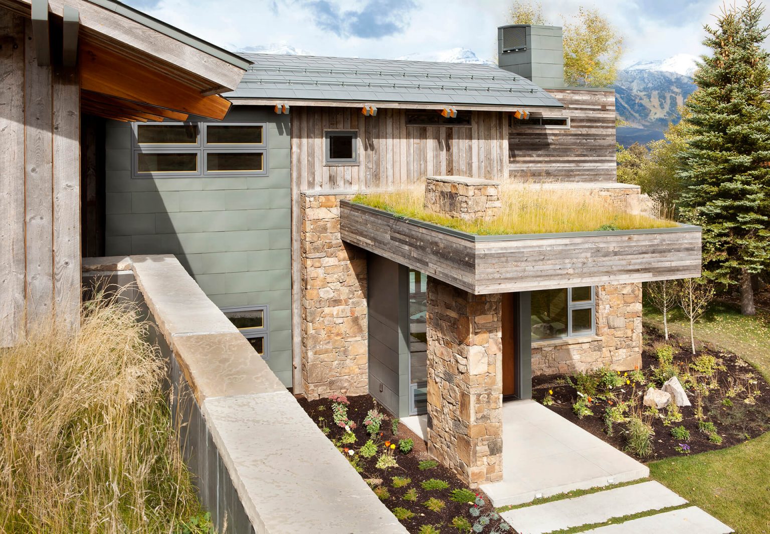 Jackson Tech House by Cushing Terrell | Wowow Home Magazine