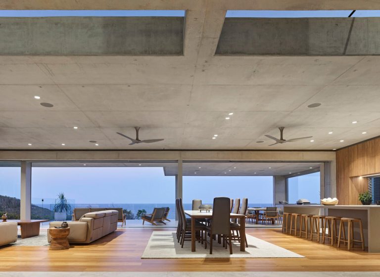 McAnally Residence by Gavin Maddock Design Studio | Wowow Home Magazine