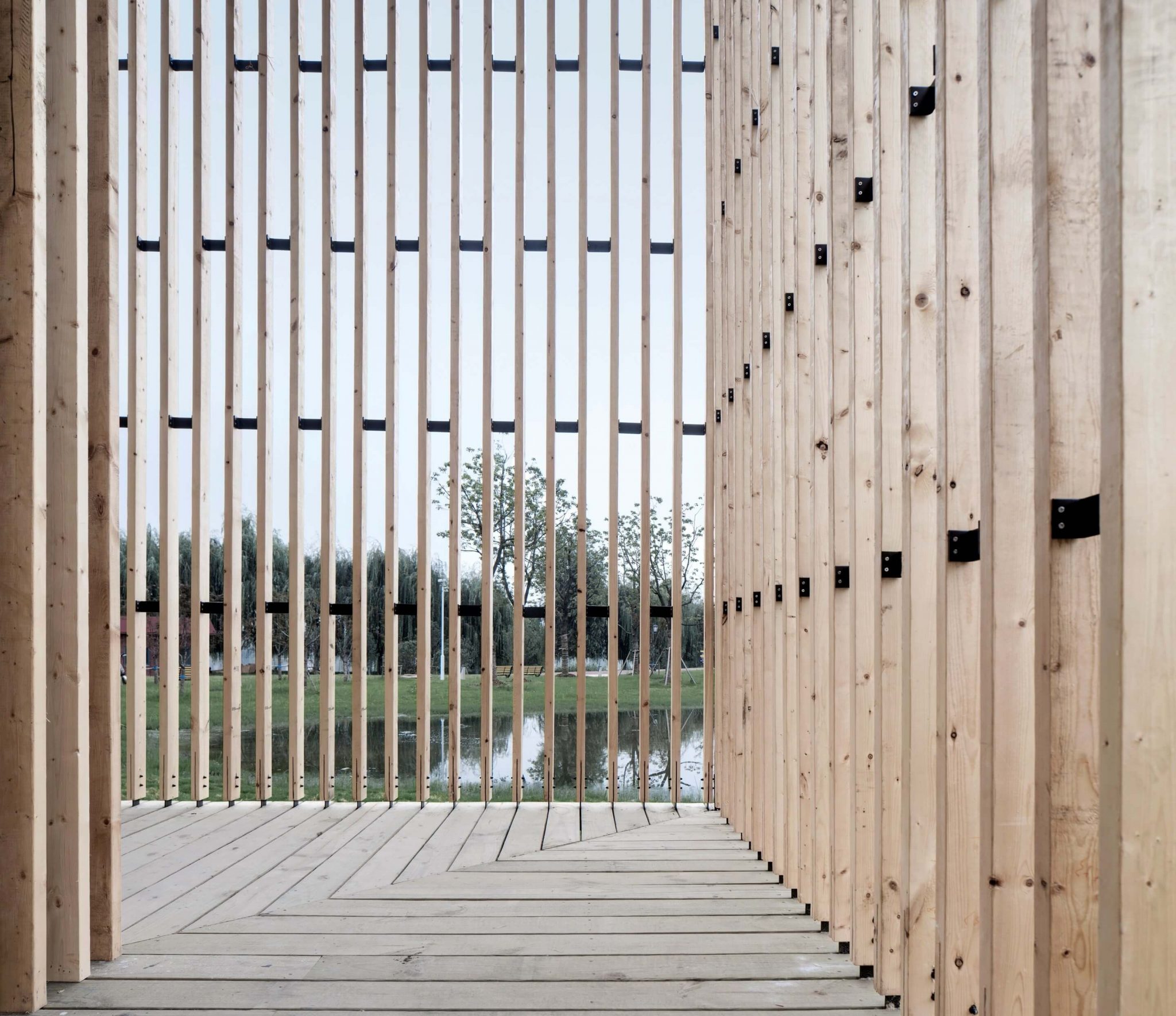 Nanjing Wanjing Garden Chapel by AZL Architects | Wowow Home Magazine